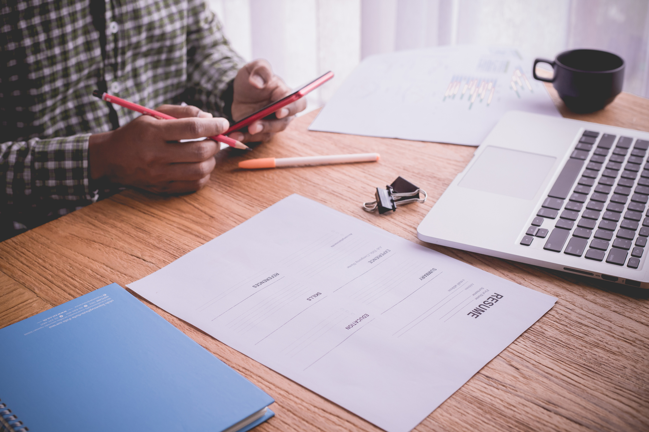 Resume tips to help you get hired - Prezi Blog